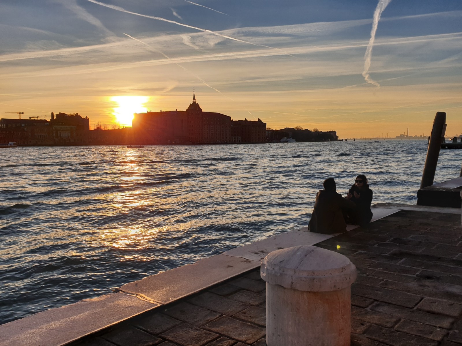 ALL ABOUT DORSODURO - Walks Inside Italy