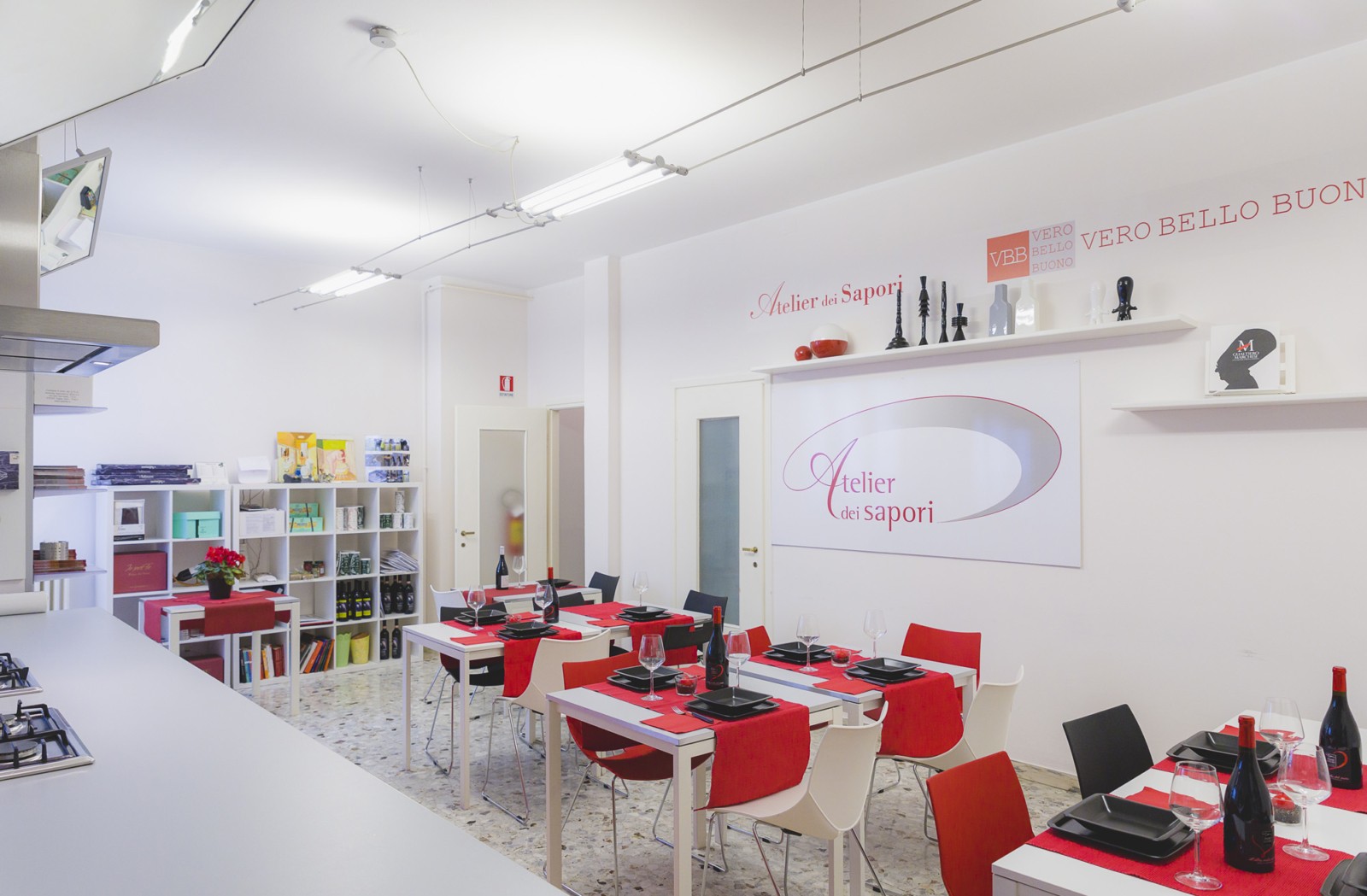 A HANDS-ON COOKING CLASS IN MILAN - Walks Inside Italy