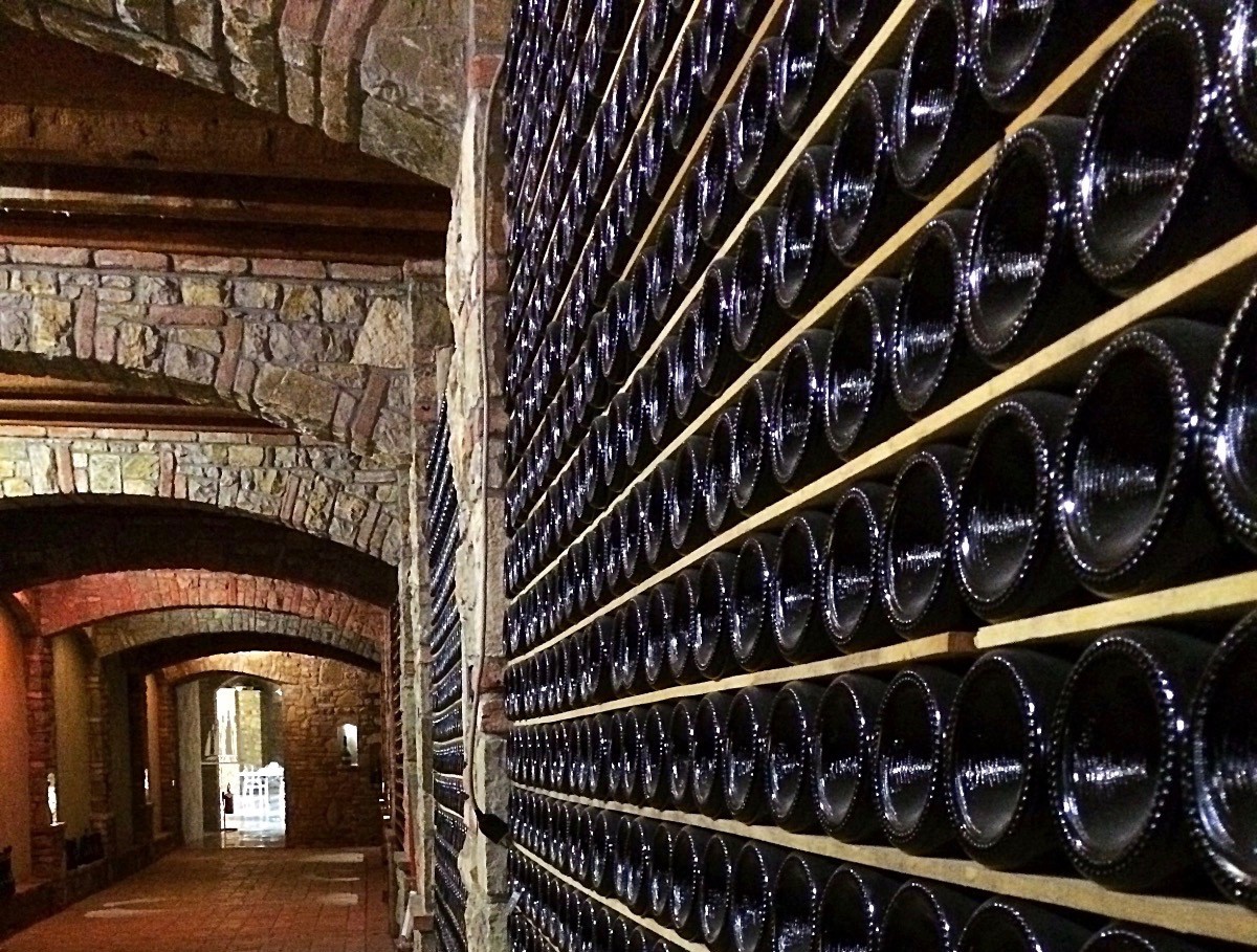 FRANCIACORTA, THE FINE ITALIAN CHAMPAGNE - Walks Inside Italy