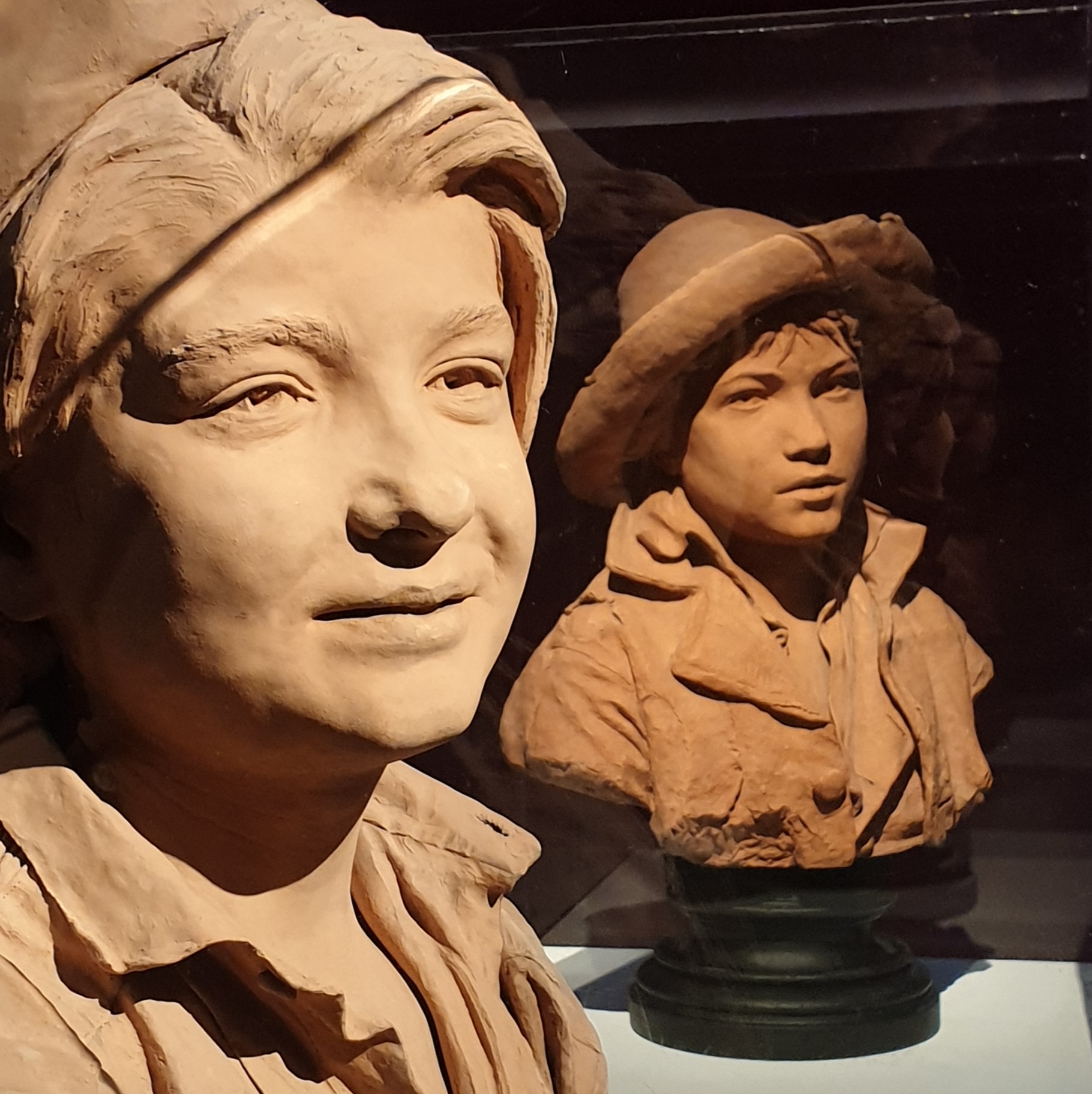 NAPLES: CAPODIMONTE MUSEUM & ROYAL WOOD - Walks Inside Italy
